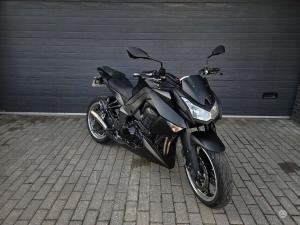 Melns Kawasaki Z 2011 Kauņa, ar dzinēja tilpumu 1.04 L un nobraukumu 28 tūkst. km par 4700 €, foto  vietnē AUTOMOTO.COM.LV