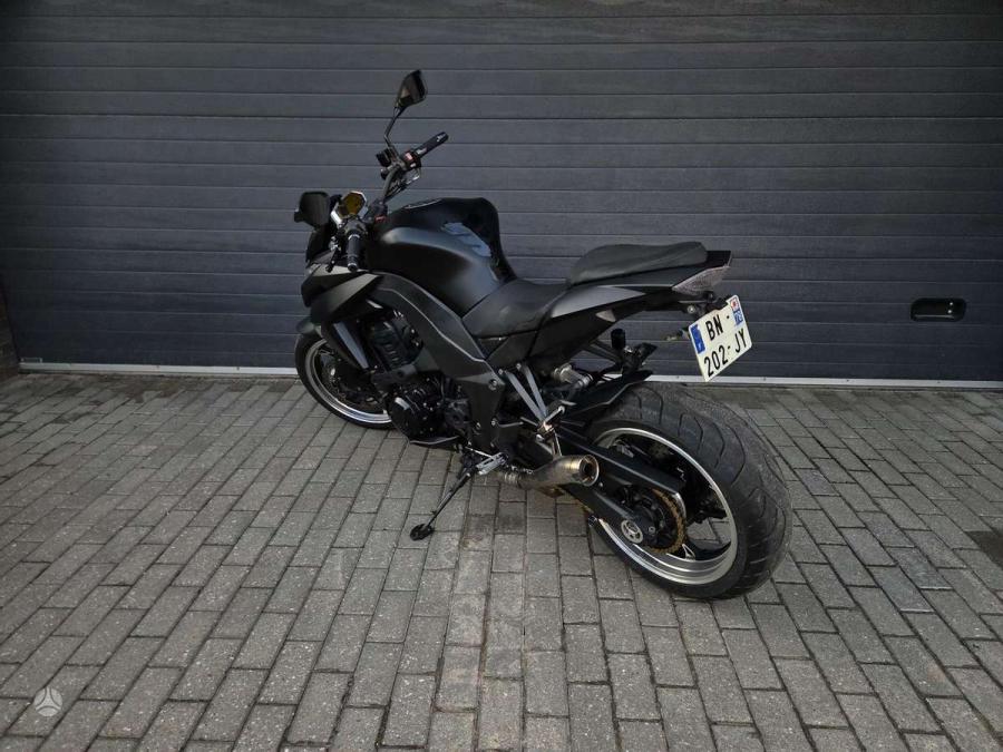 Melns Kawasaki Z 2011 Kauņa, ar dzinēja tilpumu 1.04 L un nobraukumu 28 tūkst. km par 4700 €, foto 6 vietnē AUTOMOTO.COM.LV