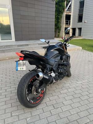 Black Kawasaki Z 2011 in Vilnius, with an engine capacity of 0.75 L and mileage of 35 thousand km for 3800 €, photo 4 on AUTOMOTO.COM.LV