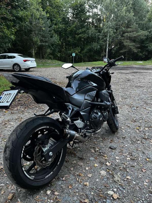 Melns Kawasaki Z 2011 Viļņa, ar dzinēja tilpumu 0.75 L un nobraukumu 36 tūkst. km par 3450 €, foto 6 vietnē AUTOMOTO.COM.LV