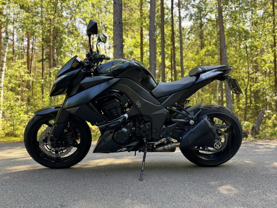 Black Kawasaki Z 2011 in Varena, with an engine capacity of 1.00 L and mileage of 53 thousand km for 4850 €, photo 4 on AUTOMOTO.COM.LV