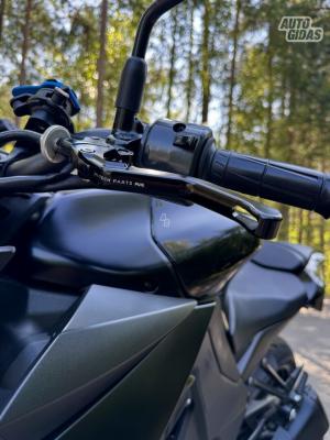 Black Kawasaki Z 2011 in Varena, with an engine capacity of 1.00 L and mileage of 53 thousand km for 4850 €, photo 5 on AUTOMOTO.COM.LV