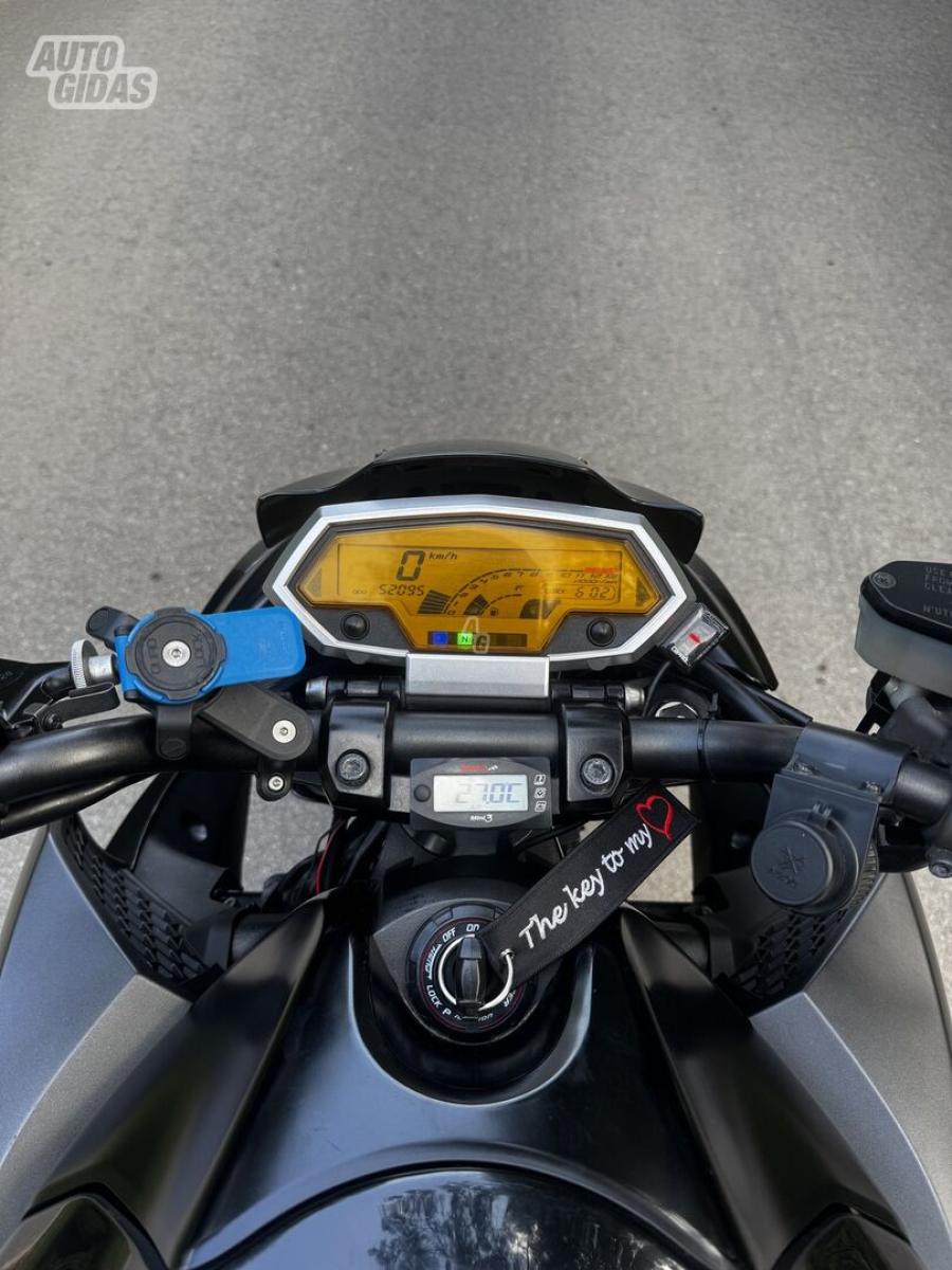 Black Kawasaki Z 2011 in Varena, with an engine capacity of 1.00 L and mileage of 53 thousand km for 4850 €, photo 8 on AUTOMOTO.COM.LV