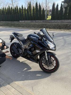 Black Kawasaki Z 2012 in Vilnius, with an engine capacity of 1.00 L and mileage of 45 thousand km for 4999 €, photo  on AUTOMOTO.COM.LV