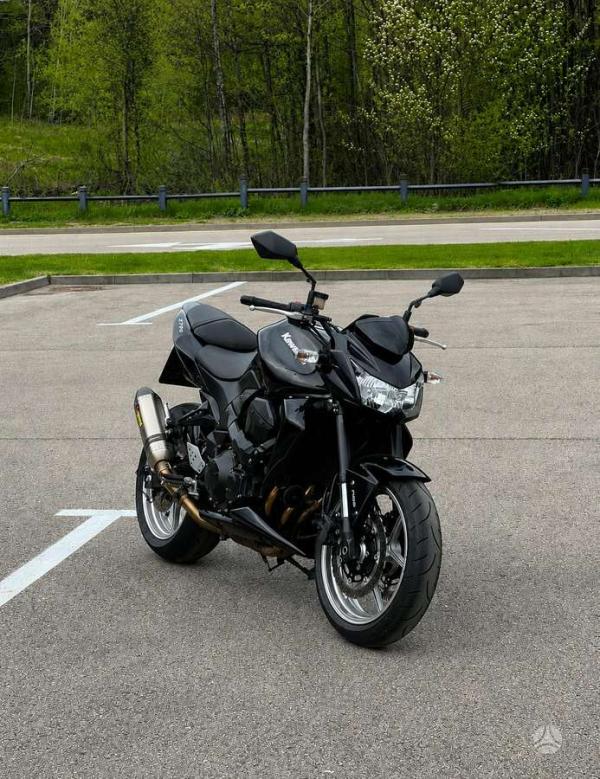 Melns Kawasaki Z 2012 Trakai, ar dzinēja tilpumu 0.75 L un nobraukumu 32 tūkst. km par 3900 €, foto 1 vietnē AUTOMOTO.COM.LV