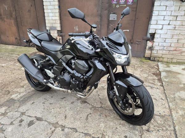 Black Kawasaki Z 2012 in Alytus, with an engine capacity of 0.75 L and mileage of 22 thousand km for 3680 €, photo 3 on AUTOMOTO.COM.LV