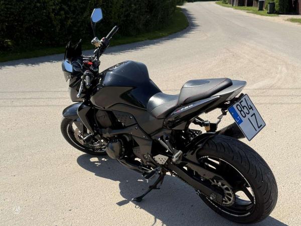 Melns Kawasaki Z 2012 Plungė, ar dzinēja tilpumu 0.75 L un nobraukumu 41 tūkst. km par 4000 €, foto 6 vietnē AUTOMOTO.COM.LV