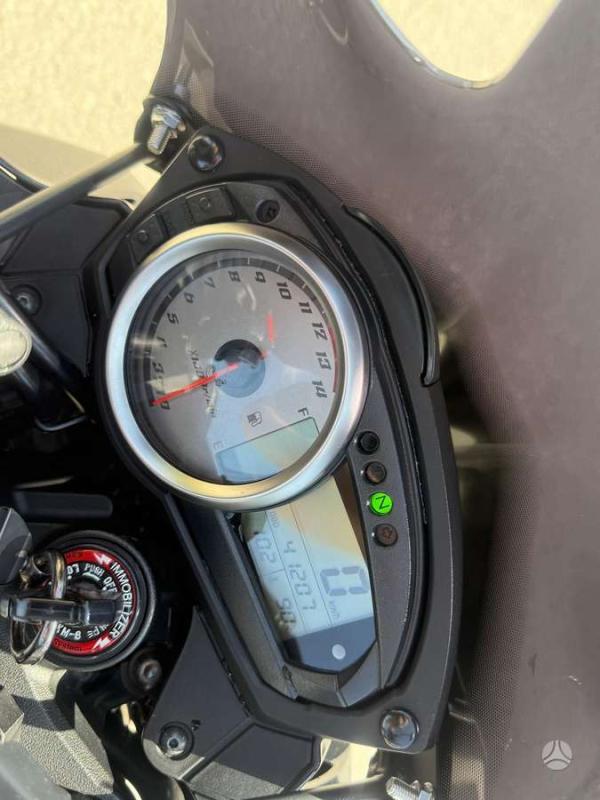 Melns Kawasaki Z 2012 Plungė, ar dzinēja tilpumu 0.75 L un nobraukumu 41 tūkst. km par 4000 €, foto 8 vietnē AUTOMOTO.COM.LV