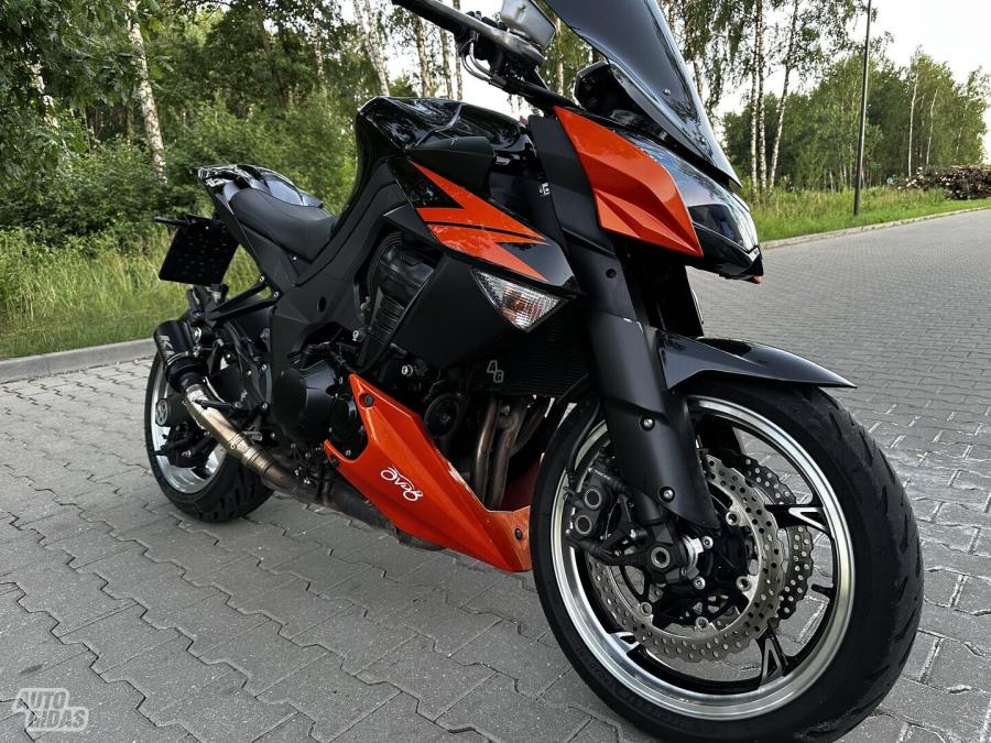 Black Kawasaki Z 2012 in Kaunas, with an engine capacity of 1.00 L and mileage of 36 thousand km for 5250 €, photo 9 on AUTOMOTO.COM.LV