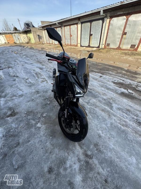 Melns Kawasaki Z 2013 Tauragė, ar dzinēja tilpumu 0.80 L un nobraukumu 31 tūkst. km par 4500 €, foto 9 vietnē AUTOMOTO.COM.LV