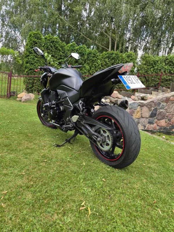 Melns Kawasaki Z 2013 Druskininkai, ar dzinēja tilpumu 0.75 L un nobraukumu 73 tūkst. km par 3500 €, foto 3 vietnē AUTOMOTO.COM.LV