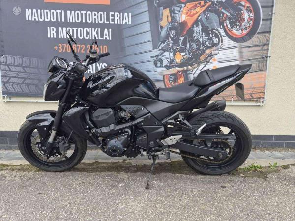 Black Kawasaki Z 2013 in Panevezys, with an engine capacity of 0.75 L and mileage of 43 thousand km for 3600 €, photo 4 on AUTOMOTO.COM.LV