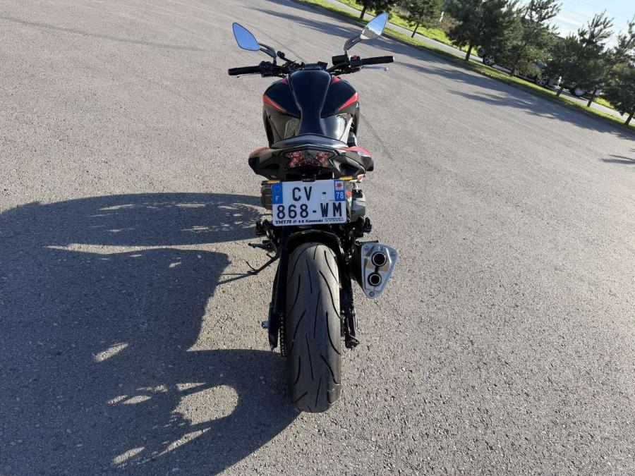Melns Kawasaki Z 2013 Kauņa, ar dzinēja tilpumu 0.80 L un nobraukumu 20 tūkst. km par 4200 €, foto 6 vietnē AUTOMOTO.COM.LV