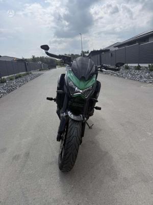 Black Kawasaki Z 2014 in Kaunas, with an engine capacity of 0.80 L and mileage of 27 thousand km for 4500 €, photo 5 on AUTOMOTO.COM.LV