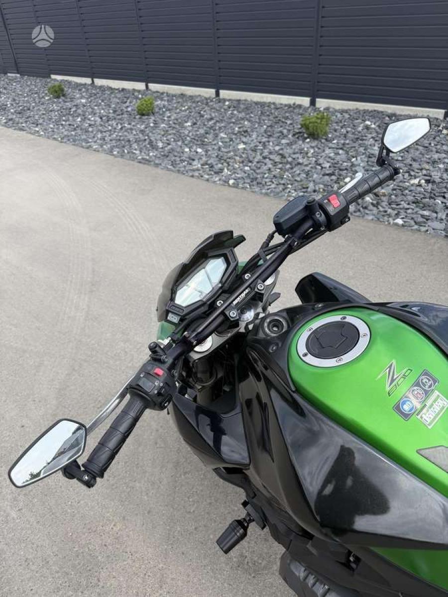 Black Kawasaki Z 2014 in Kaunas, with an engine capacity of 0.80 L and mileage of 27 thousand km for 4500 €, photo 8 on AUTOMOTO.COM.LV
