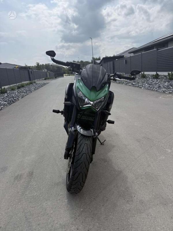 Black Kawasaki Z 2014 in Kaunas, with an engine capacity of 0.80 L and mileage of 27 thousand km for 4500 €, photo 4 on AUTOMOTO.COM.LV