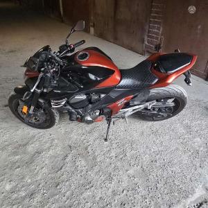 Melns Kawasaki Z 2014 Kauņa, ar dzinēja tilpumu 0.80 L un nobraukumu 24 tūkst. km par 4000 €, foto 5 vietnē AUTOMOTO.COM.LV