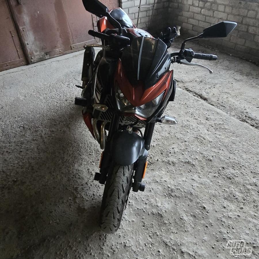 Black Kawasaki Z 2014 in Kaunas, with an engine capacity of 0.80 L and mileage of 24 thousand km for 3800 €, photo 3 on AUTOMOTO.COM.LV