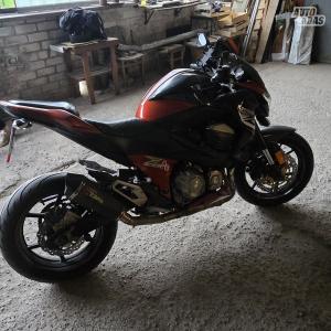 Black Kawasaki Z 2014 in Kaunas, with an engine capacity of 0.80 L and mileage of 24 thousand km for 3800 €, photo 4 on AUTOMOTO.COM.LV