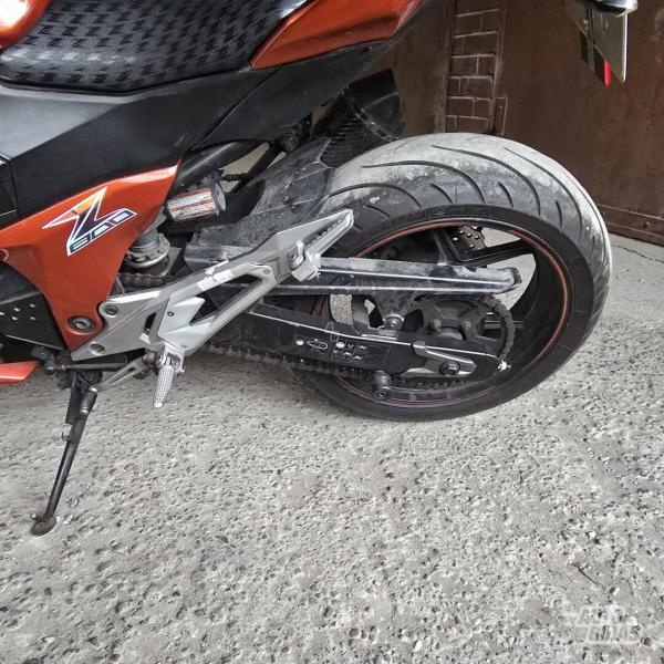 Black Kawasaki Z 2014 in Kaunas, with an engine capacity of 0.80 L and mileage of 24 thousand km for 3800 €, photo 8 on AUTOMOTO.COM.LV