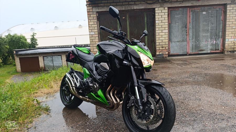 Black Kawasaki Z 2015 in Marijampole, with an engine capacity of 0.80 L and mileage of 26 thousand km for 5300 €, photo 3 on AUTOMOTO.COM.LV