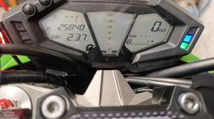 Black Kawasaki Z 2015 in Marijampole, with an engine capacity of 0.80 L and mileage of 26 thousand km for 5300 €, photo 13 on AUTOMOTO.COM.LV