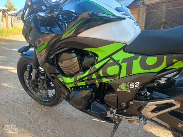 Black Kawasaki Z 2015 in Silale, with an engine capacity of 0.80 L and mileage of 21 thousand km for 4200 €, photo 11 on AUTOMOTO.COM.LV