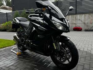 Melns Kawasaki Z 2016 Viļņa, ar dzinēja tilpumu 1.04 L un nobraukumu 15 tūkst. km par 7900 €, foto  vietnē AUTOMOTO.COM.LV