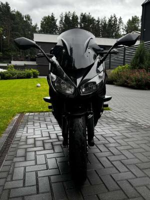 Melns Kawasaki Z 2016 Viļņa, ar dzinēja tilpumu 1.04 L un nobraukumu 15 tūkst. km par 7900 €, foto 5 vietnē AUTOMOTO.COM.LV