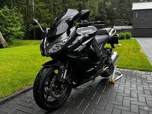 Melns Kawasaki Z 2016 Viļņa, ar dzinēja tilpumu 1.04 L un nobraukumu 15 tūkst. km par 7900 €, foto 8 vietnē AUTOMOTO.COM.LV