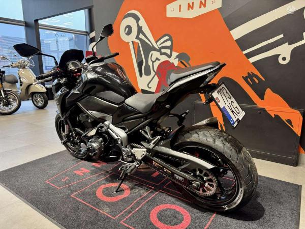 Melns Kawasaki Z 2017 Viļņa, ar dzinēja tilpumu 0.90 L un nobraukumu 14 tūkst. km par 5199 €, foto 5 vietnē AUTOMOTO.COM.LV