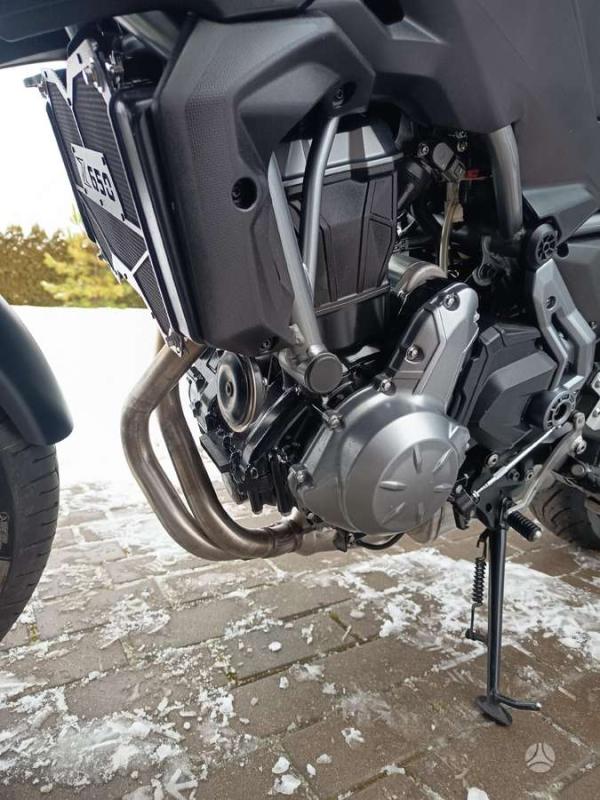 Melns Kawasaki Z 2017 Kauņa, ar dzinēja tilpumu 0.65 L un nobraukumu 22 tūkst. km par 3850 €, foto 8 vietnē AUTOMOTO.COM.LV