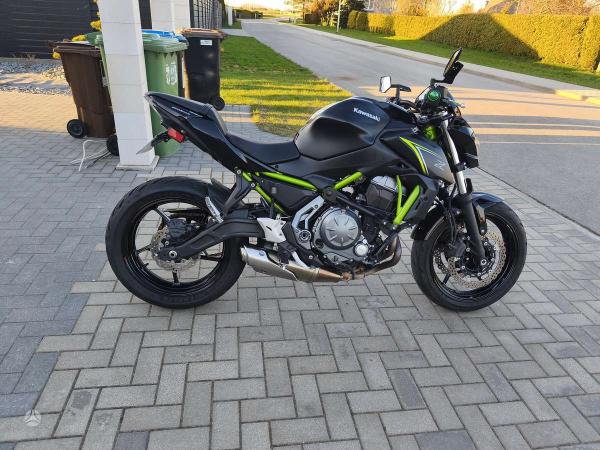 Black Kawasaki Z 2017 in Silale, with an engine capacity of 0.65 L and mileage of 22 thousand km for 3750 €, photo 1 on AUTOMOTO.COM.LV