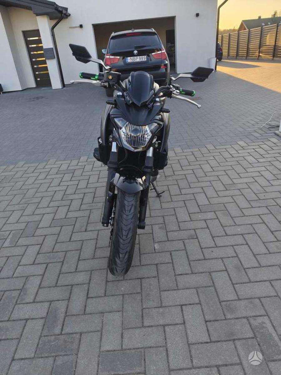 Melns Kawasaki Z 2017 Šilalė, ar dzinēja tilpumu 0.65 L un nobraukumu 22 tūkst. km par 3750 €, foto 6 vietnē AUTOMOTO.COM.LV