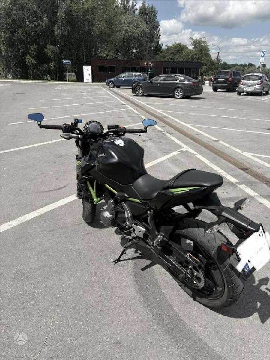 Black Kawasaki Z 2017 in Siauliai, with an engine capacity of 0.65 L and mileage of 21 thousand km for 4200 €, photo 4 on AUTOMOTO.COM.LV