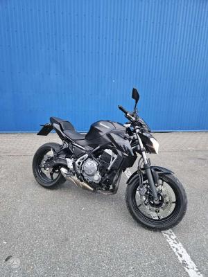 Black Kawasaki Z 2017 in Vilnius, with an engine capacity of 0.65 L and mileage of 40 thousand km for 3500 €, photo 9 on AUTOMOTO.COM.LV