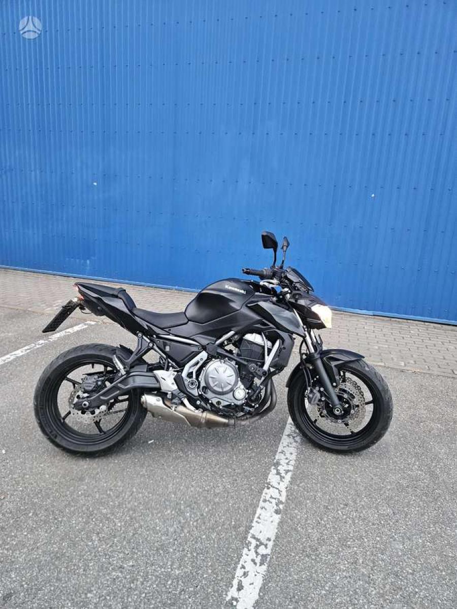 Black Kawasaki Z 2017 in Vilnius, with an engine capacity of 0.65 L and mileage of 40 thousand km for 3500 €, photo 13 on AUTOMOTO.COM.LV
