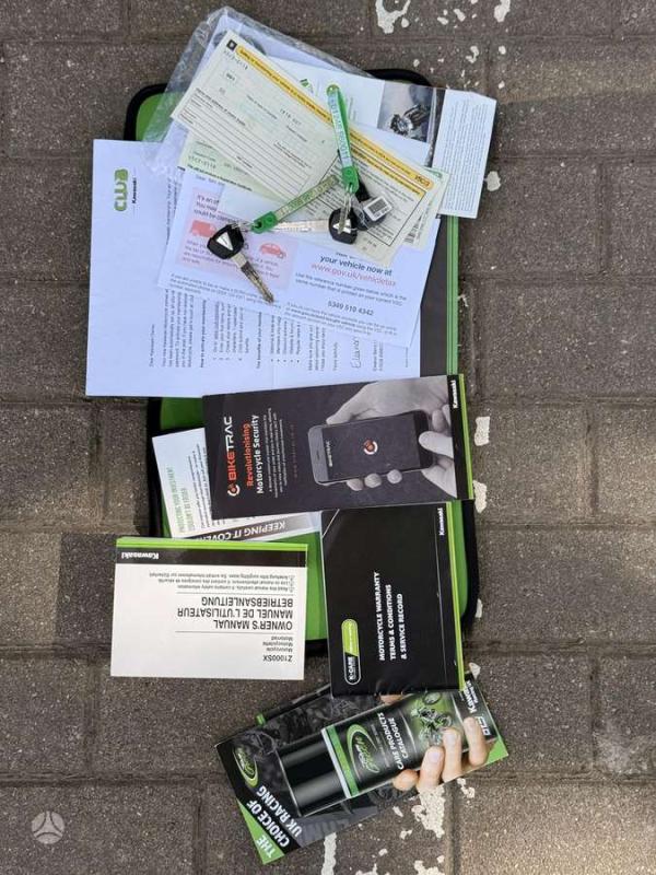 Black Kawasaki Z 2018 in Kazlu Ruda, with an engine capacity of 1.00 L and mileage of 30 thousand km for 6600 €, photo 5 on AUTOMOTO.COM.LV