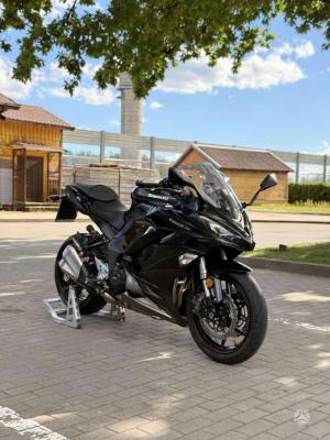 Melns Kawasaki Z 2018 Kazlų Rūda, ar dzinēja tilpumu 1.00 L un nobraukumu 30 tūkst. km par 6600 €, foto 15 vietnē AUTOMOTO.COM.LV