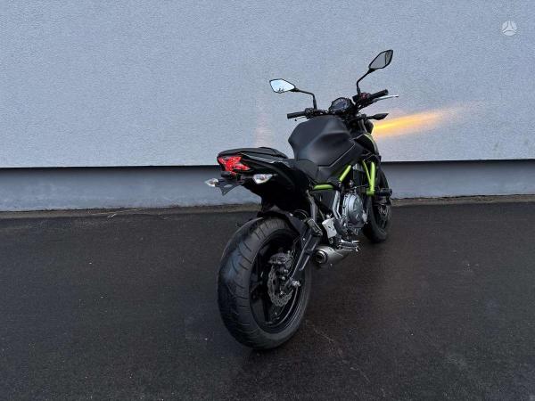 Black Kawasaki Z 2018 in Vilnius, with an engine capacity of 0.65 L and mileage of 22 thousand km for 3500 €, photo 3 on AUTOMOTO.COM.LV