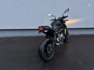 Melns Kawasaki Z 2018 Viļņa, ar dzinēja tilpumu 0.65 L un nobraukumu 22 tūkst. km par 3500 €, foto 4 vietnē AUTOMOTO.COM.LV