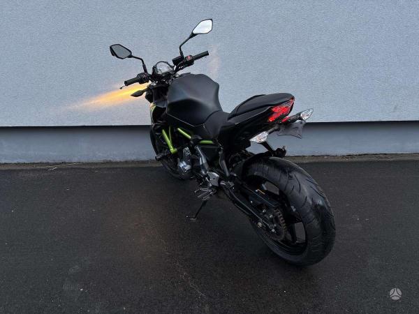 Black Kawasaki Z 2018 in Vilnius, with an engine capacity of 0.65 L and mileage of 22 thousand km for 3500 €, photo 4 on AUTOMOTO.COM.LV