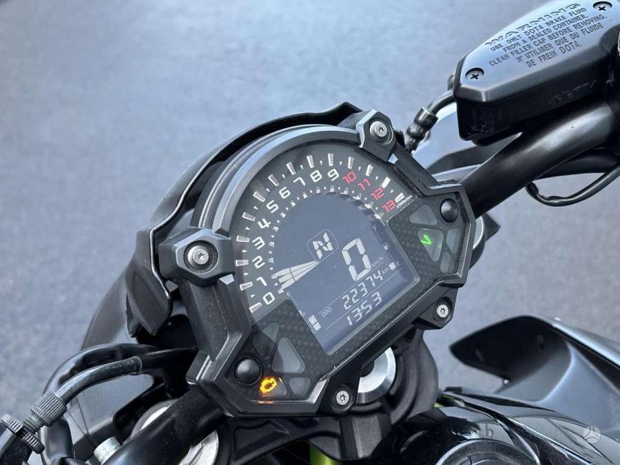 Melns Kawasaki Z 2018 Viļņa, ar dzinēja tilpumu 0.65 L un nobraukumu 22 tūkst. km par 3500 €, foto 8 vietnē AUTOMOTO.COM.LV