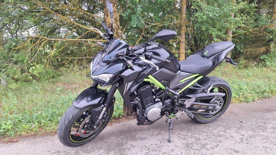 Black Kawasaki Z 2018 in Kaunas, with an engine capacity of 0.95 L and mileage of 16 thousand km for 4800 €, photo 4 on AUTOMOTO.COM.LV