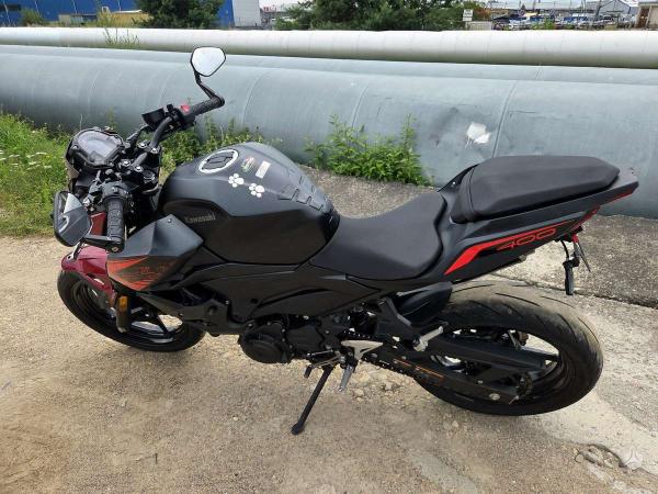 Black Kawasaki Z 2019 in Kaunas, with an engine capacity of 0.40 L and mileage of 22 thousand km for 3400 €, photo 3 on AUTOMOTO.COM.LV