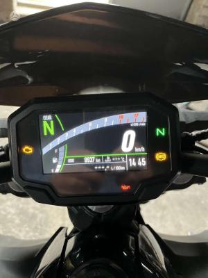 Черный Кавасаки Z 2019 в Вильнюс, объемом двигателя 0.65 л и пробегом 10 тыс. км за 3700 €, фото 4 на AUTOMOTO.COM.LV