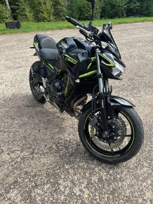 Melns Kawasaki Z 2019 Viļņa, ar dzinēja tilpumu 0.65 L un nobraukumu 10 tūkst. km par 3700 €, foto 6 vietnē AUTOMOTO.COM.LV