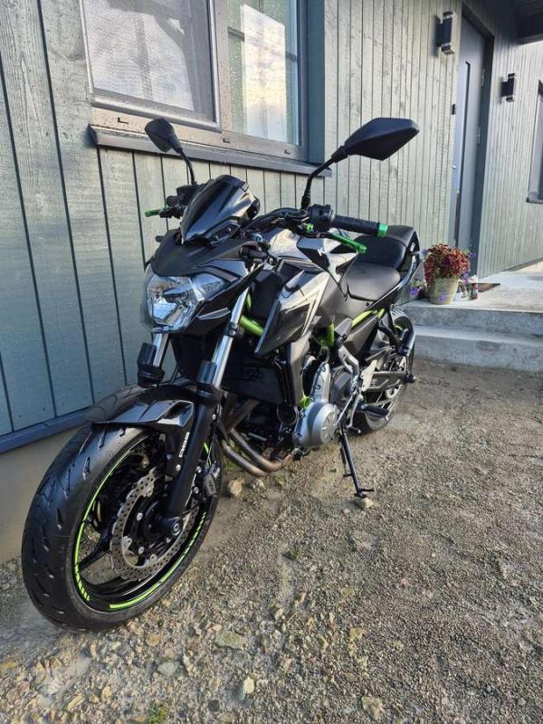 Melns Kawasaki Z 2019 Kuršėnai, ar dzinēja tilpumu 0.65 L un nobraukumu 17 tūkst. km par 3650 €, foto 6 vietnē AUTOMOTO.COM.LV