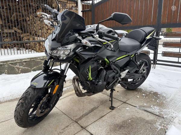 Melns Kawasaki Z 2020 Šauļi, ar dzinēja tilpumu 0.65 L un nobraukumu 17 tūkst. km par 4500 €, foto 2 vietnē AUTOMOTO.COM.LV
