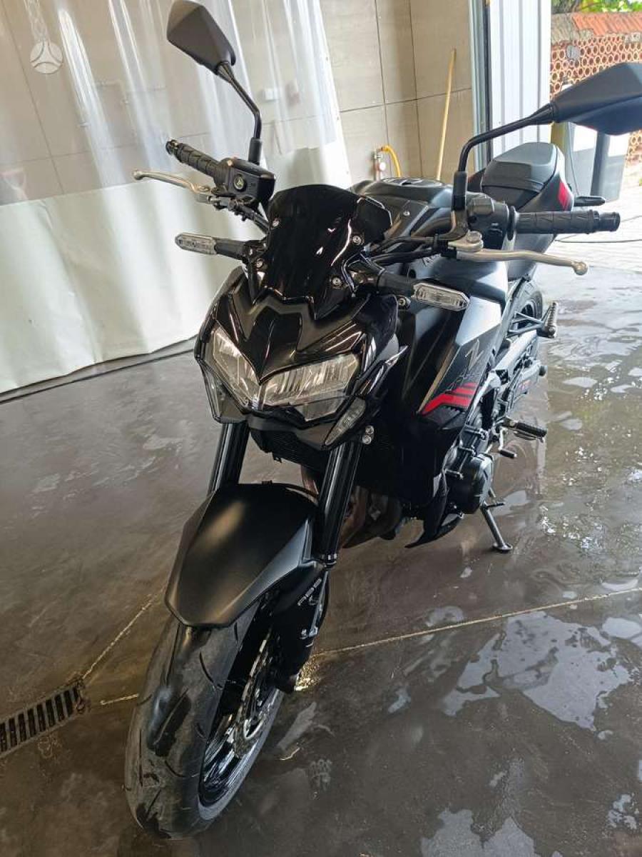 Melns Kawasaki Z 2020 Tauragė, ar dzinēja tilpumu 0.95 L un nobraukumu 8 tūkst. km par 6500 €, foto 2 vietnē AUTOMOTO.COM.LV